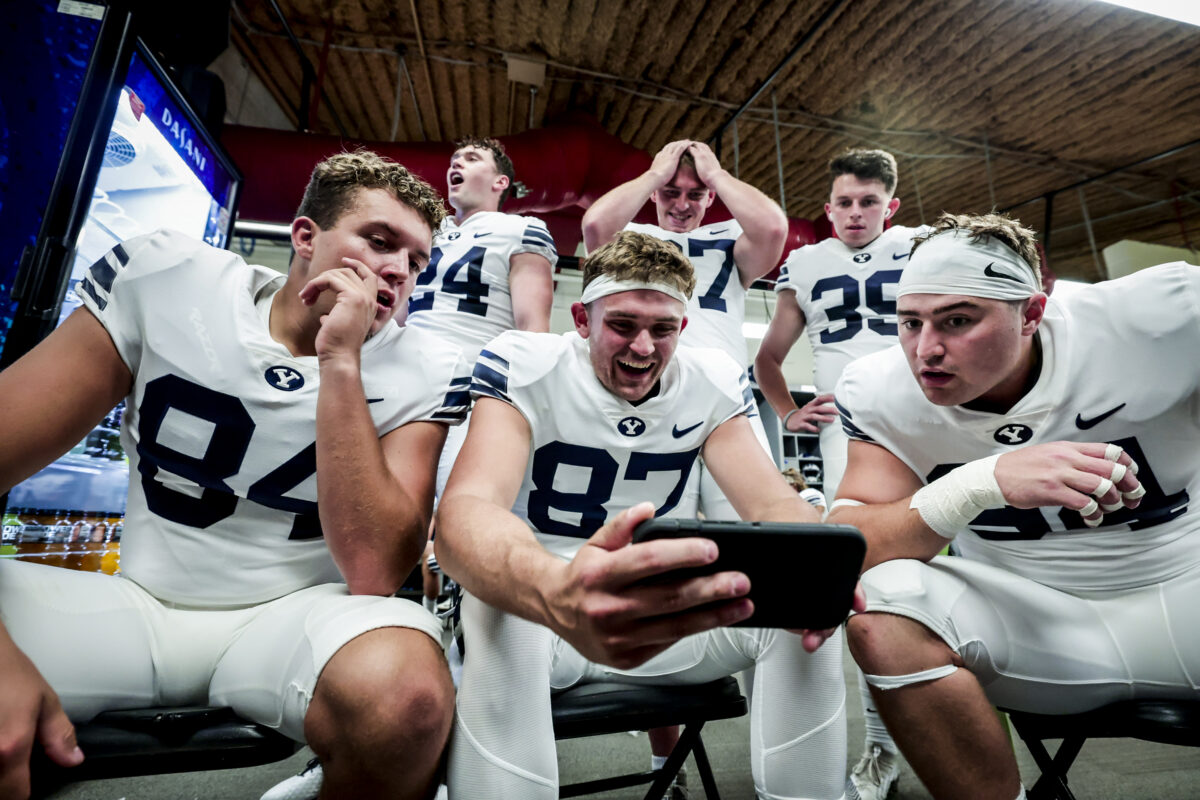 BYU football’s experience sets tone early as Cougars explode past South ...